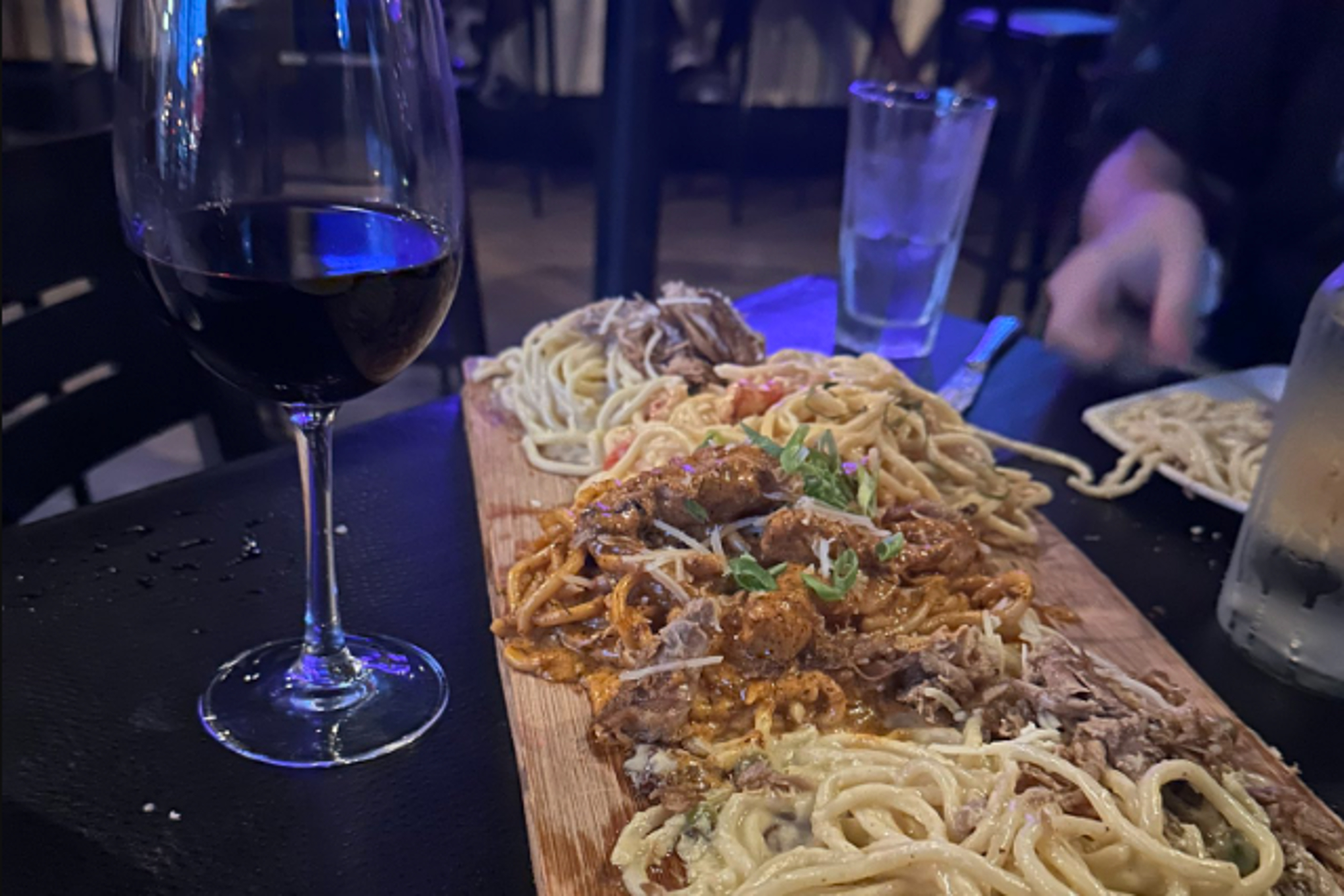 The best reactions to the Milwaukee ‘pasta flight’ - Pubity