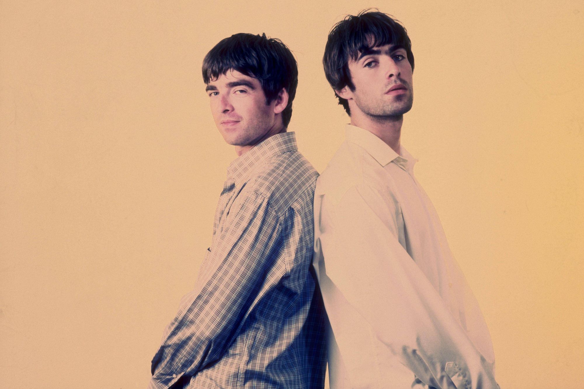 Oasis set for huge reunion after 15 years apart - Pubity