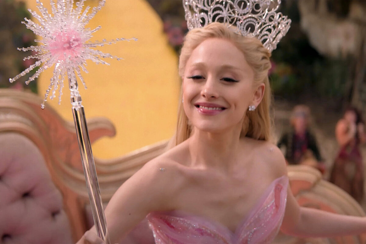 Wicked soundtrack breaks UK charts record - Pubity