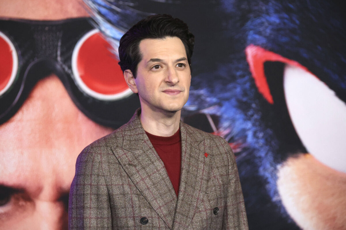 Ben Schwartz reveals Plastic Man ambition - Pubity