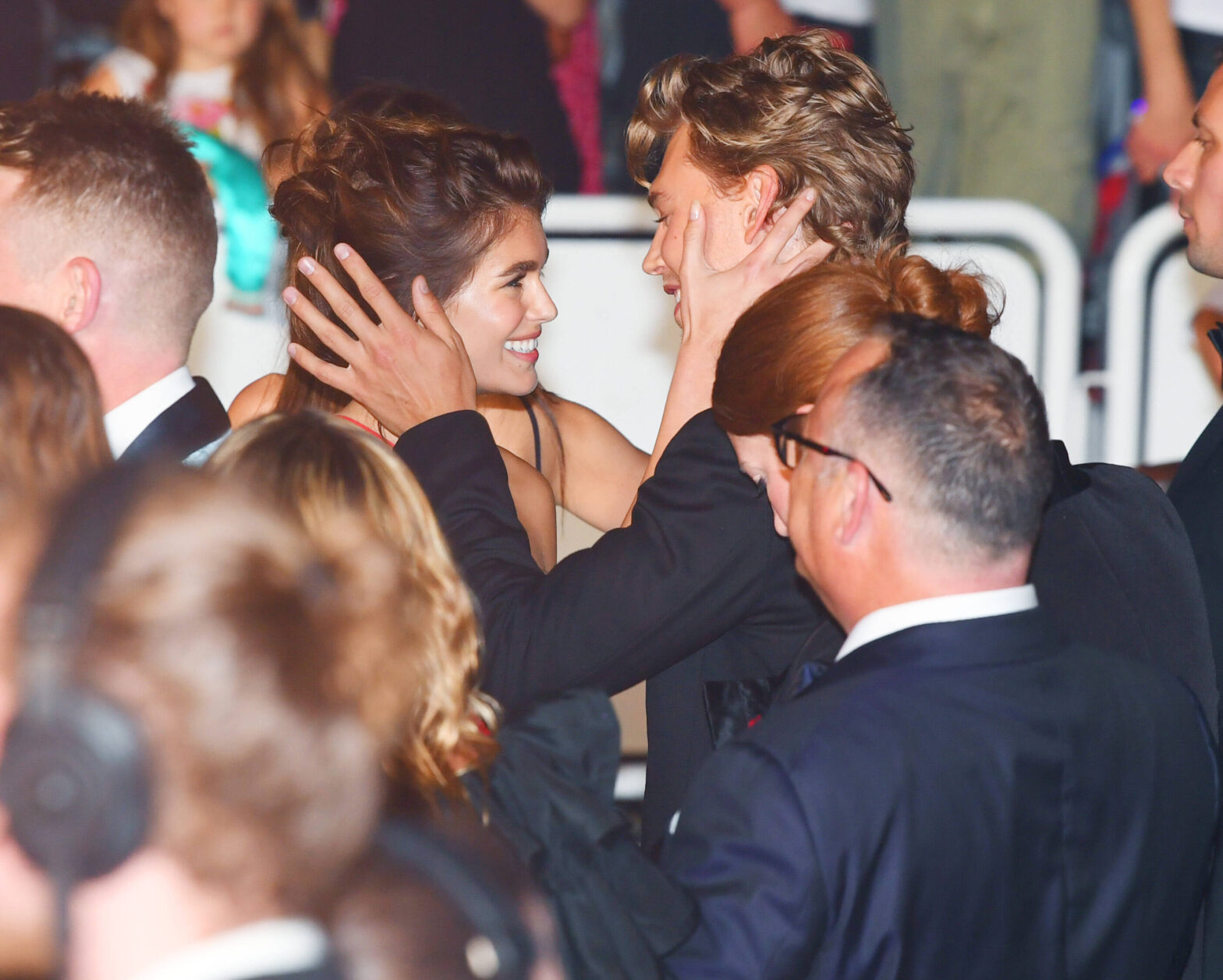 Internet Reacts: Kaia Gerber & Austin Butler Split - Pubity