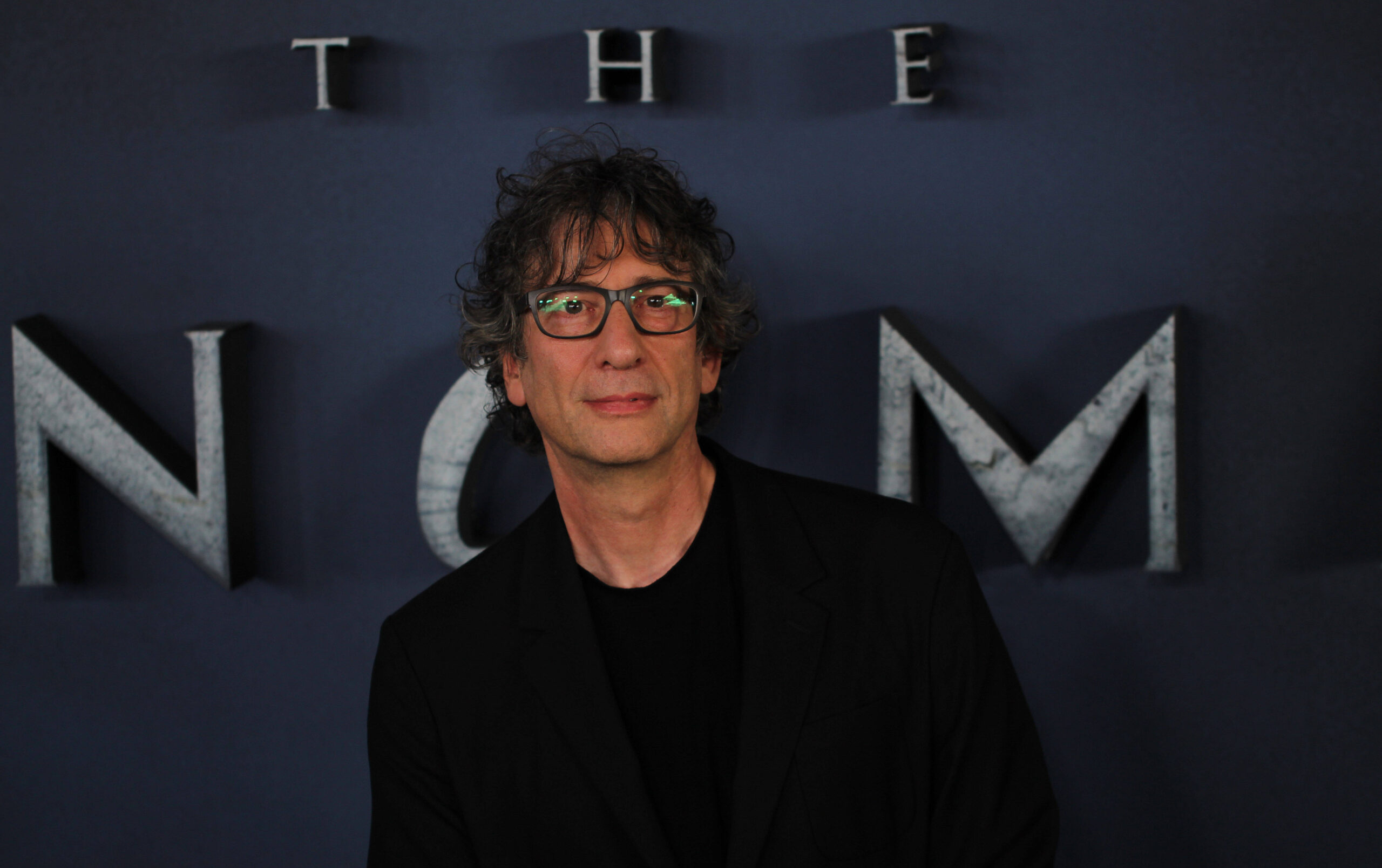 Neil Gaiman: who is the author? - Pubity