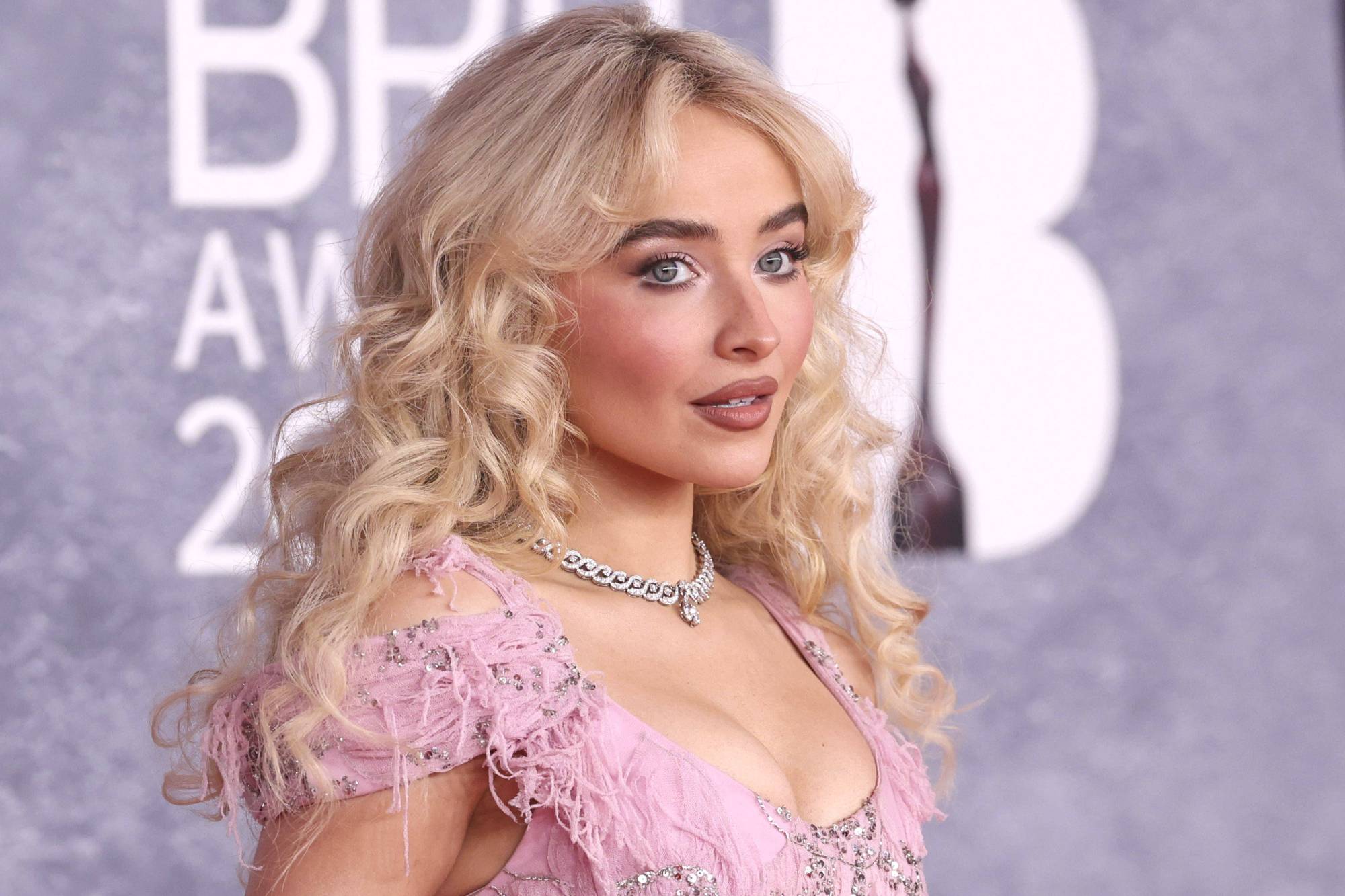 Sabrina Carpenter Short n’ Sweet setlist songs - Pubity