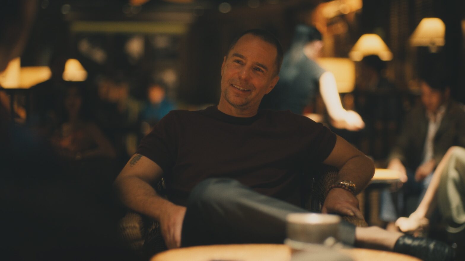 Walton Goggins and Sam Rockwell reunite on SNL - Pubity