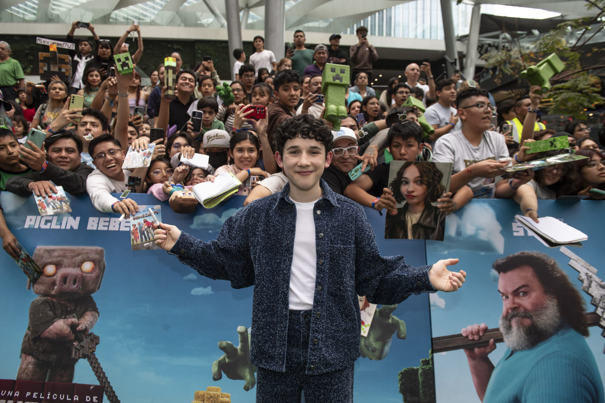 Director explains Technoblade Minecraft movie scene - Pubity